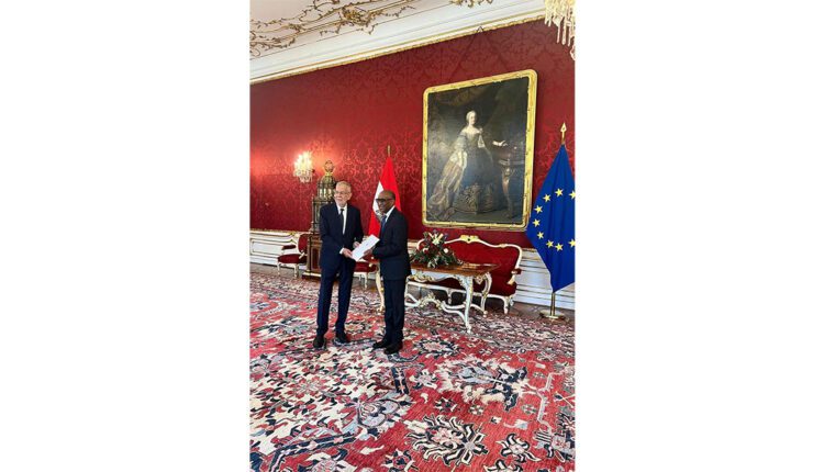 Mauritania’s Ambassador to Austria presents his Credentials ...