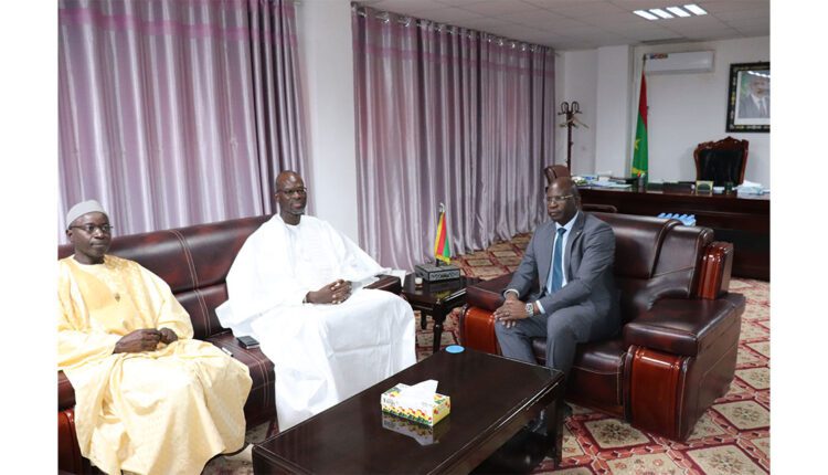 Minister of Islamic Affairs receives Senegalese Ambassador ...