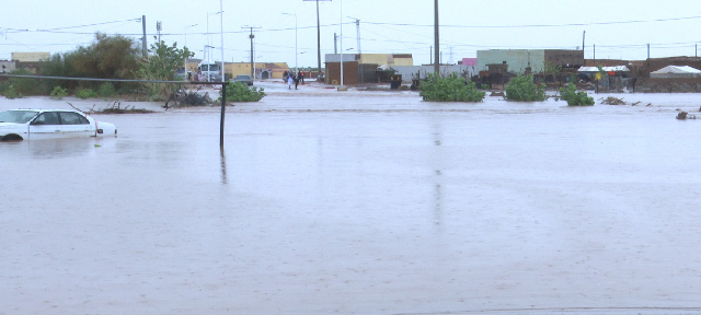 Akjoujt : La wali de l’Inchiri visite certains quartiers populaires ...